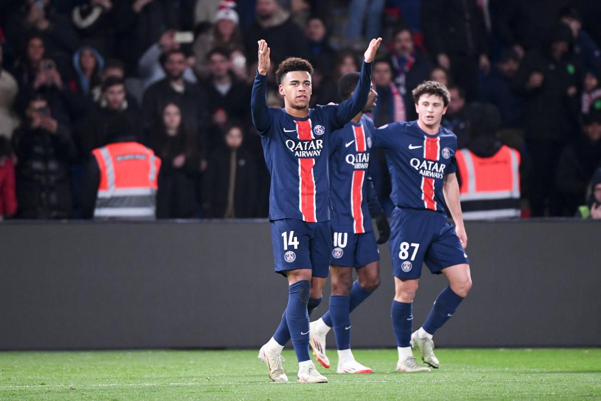 Photos Ligue 1 - 01/03/2025 21:05 : Paris - Lille